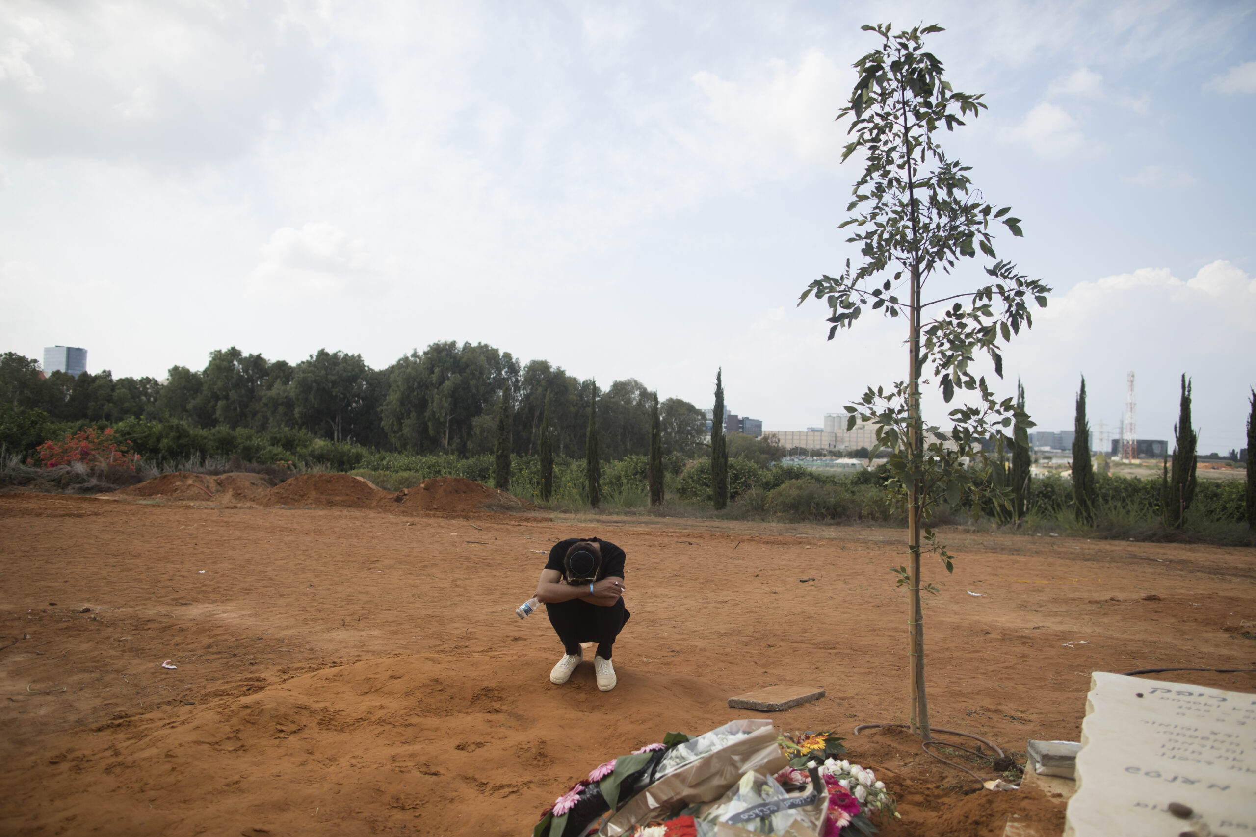 Hamas en Palestijnse gewapende groepen schenden internationaal recht