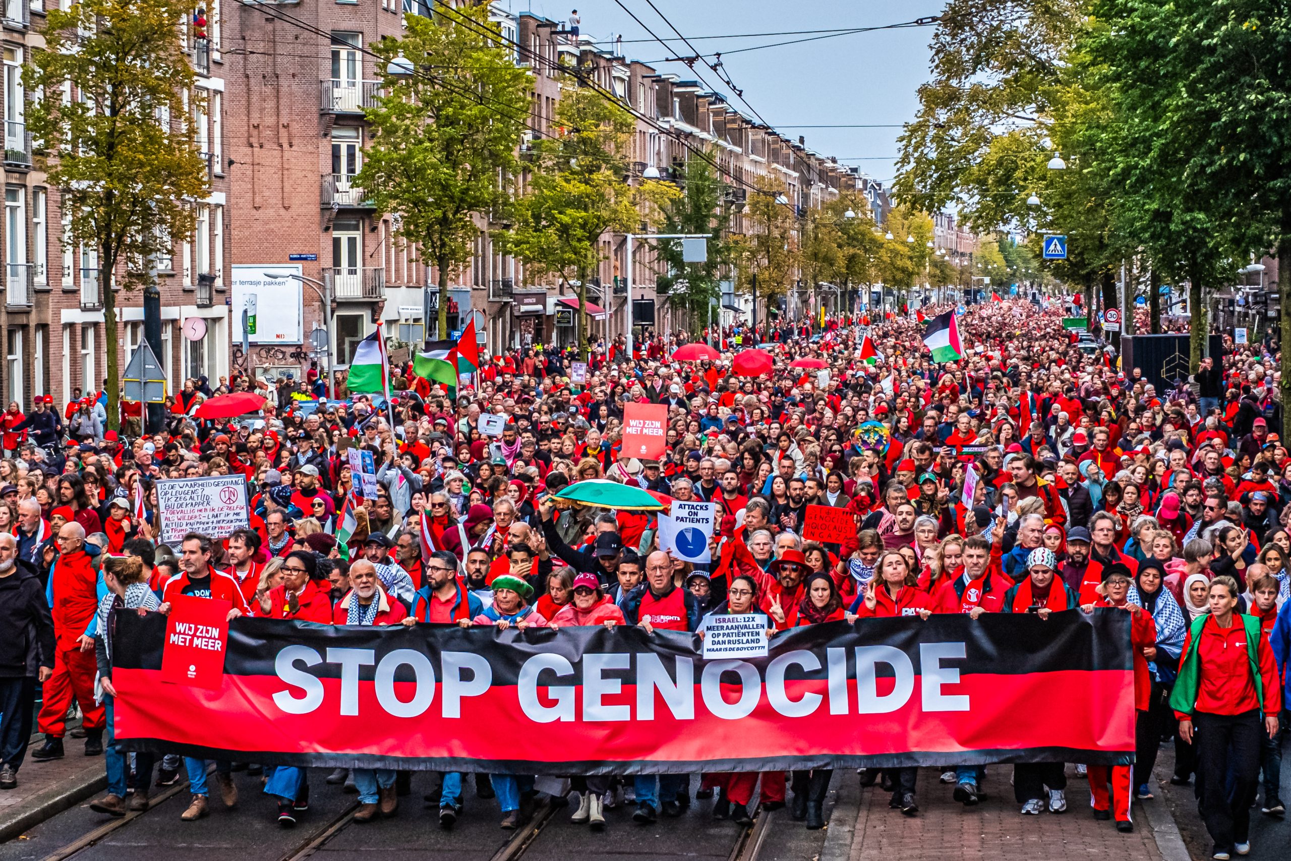 Rode Lijn Demonstratie Amsterdam trekt kwart miljoen mensen